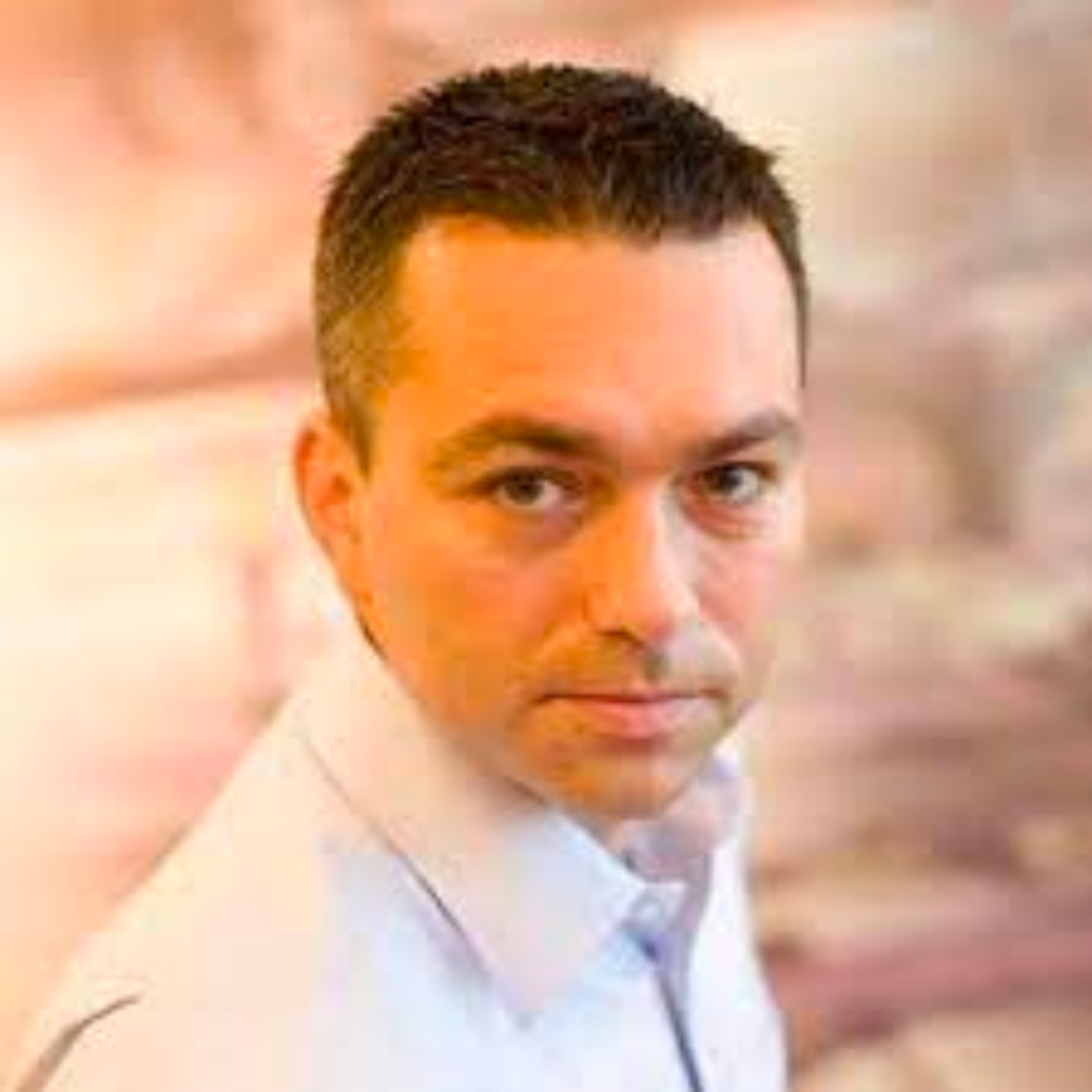 Meet The Team - Strativ